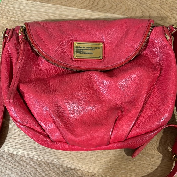 Marc Jacobs | Bags | Vintage Marc Jacobs Red Crossbody Purse Rare Color ...